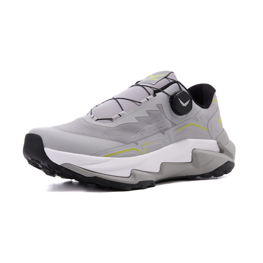 Snow Hawk - Mountaineering and outdoor equipment store